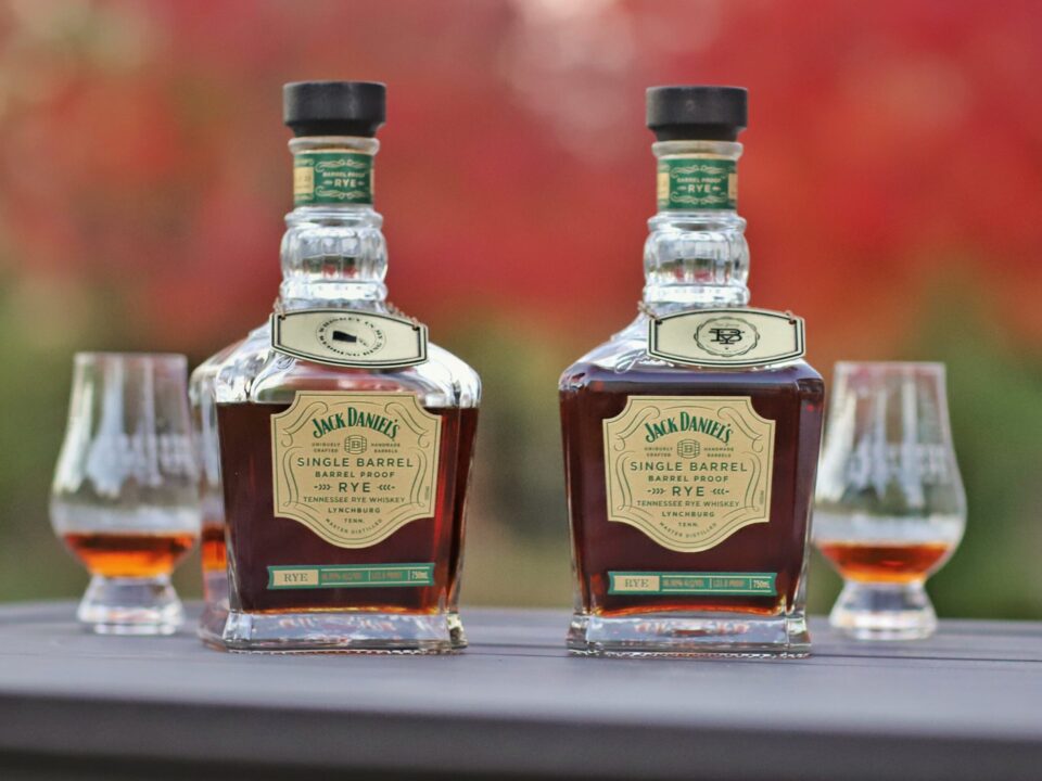 Jack Daniel Single Barrel Barrel Proof Rye Whiskey Comparison Review ...