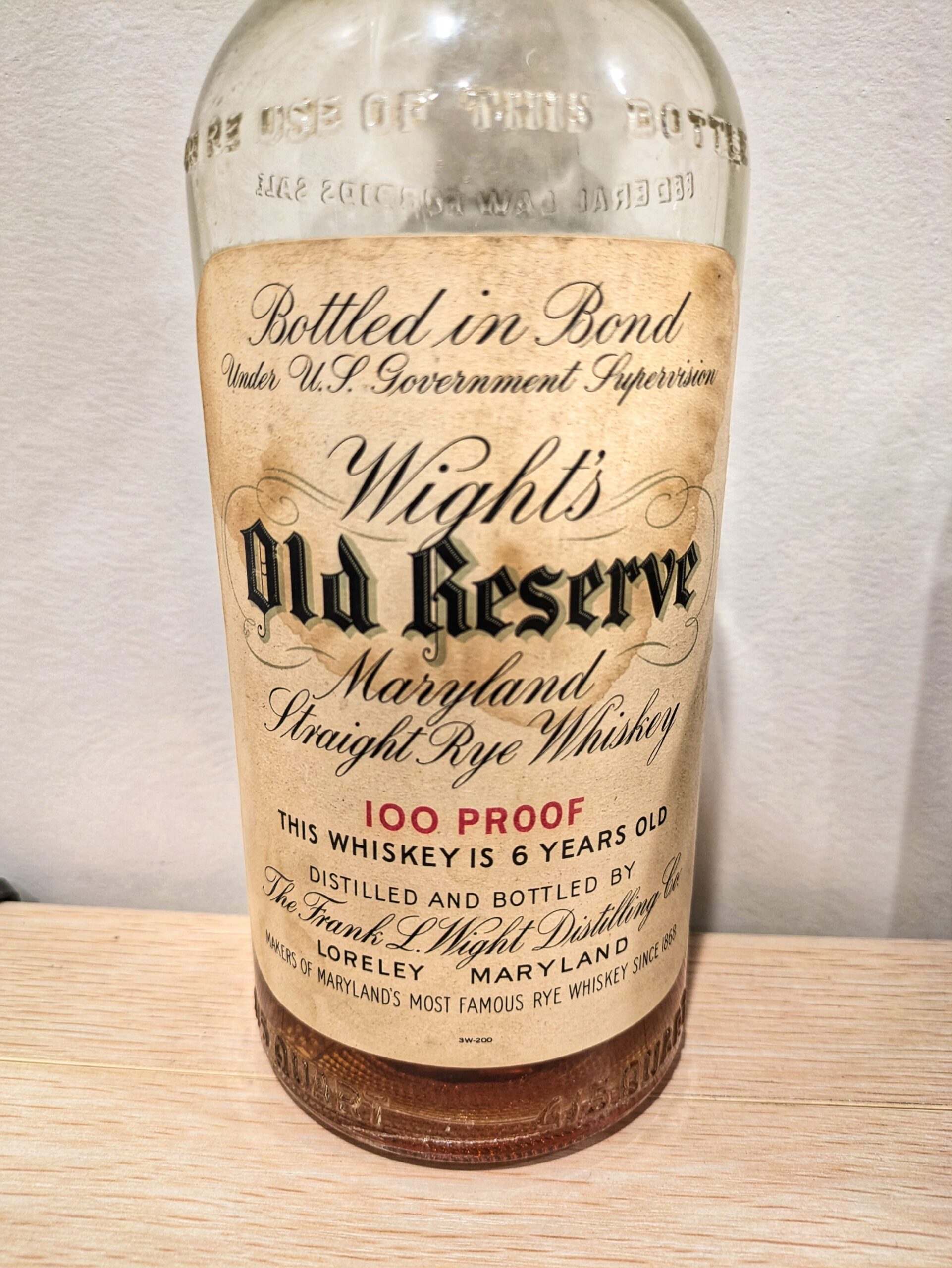 Wight's Old Reserve Maryland Straight Rye Whiskey (1951) Review ...